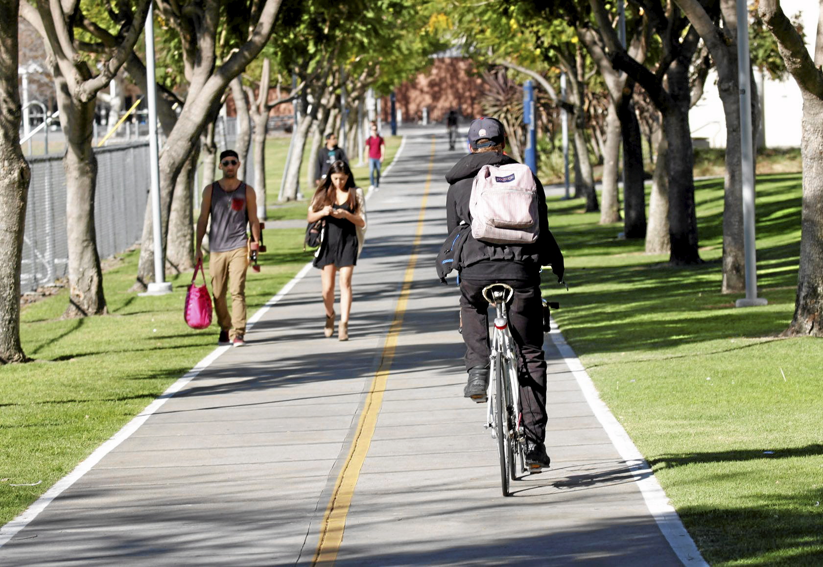What To Know Before Riding Your Bike On Campus