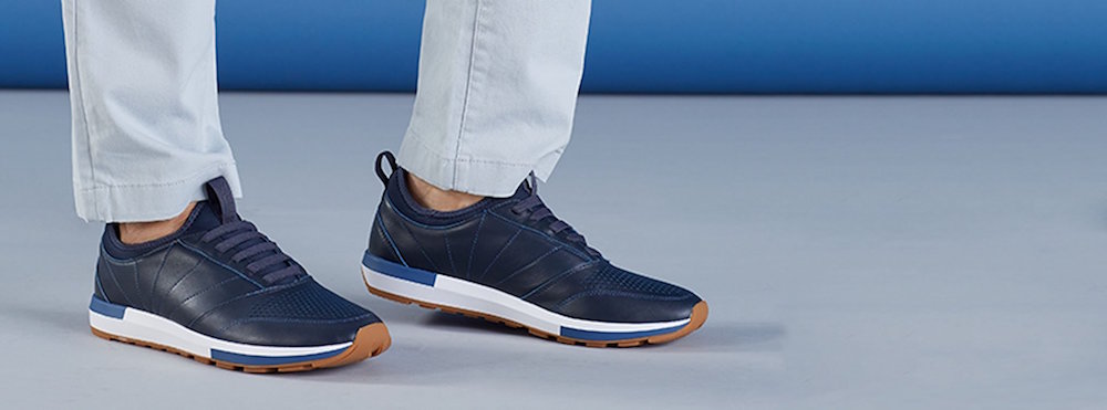 Best Vionic Walking Shoes to take on Vacation - Pinstripe Men's ...