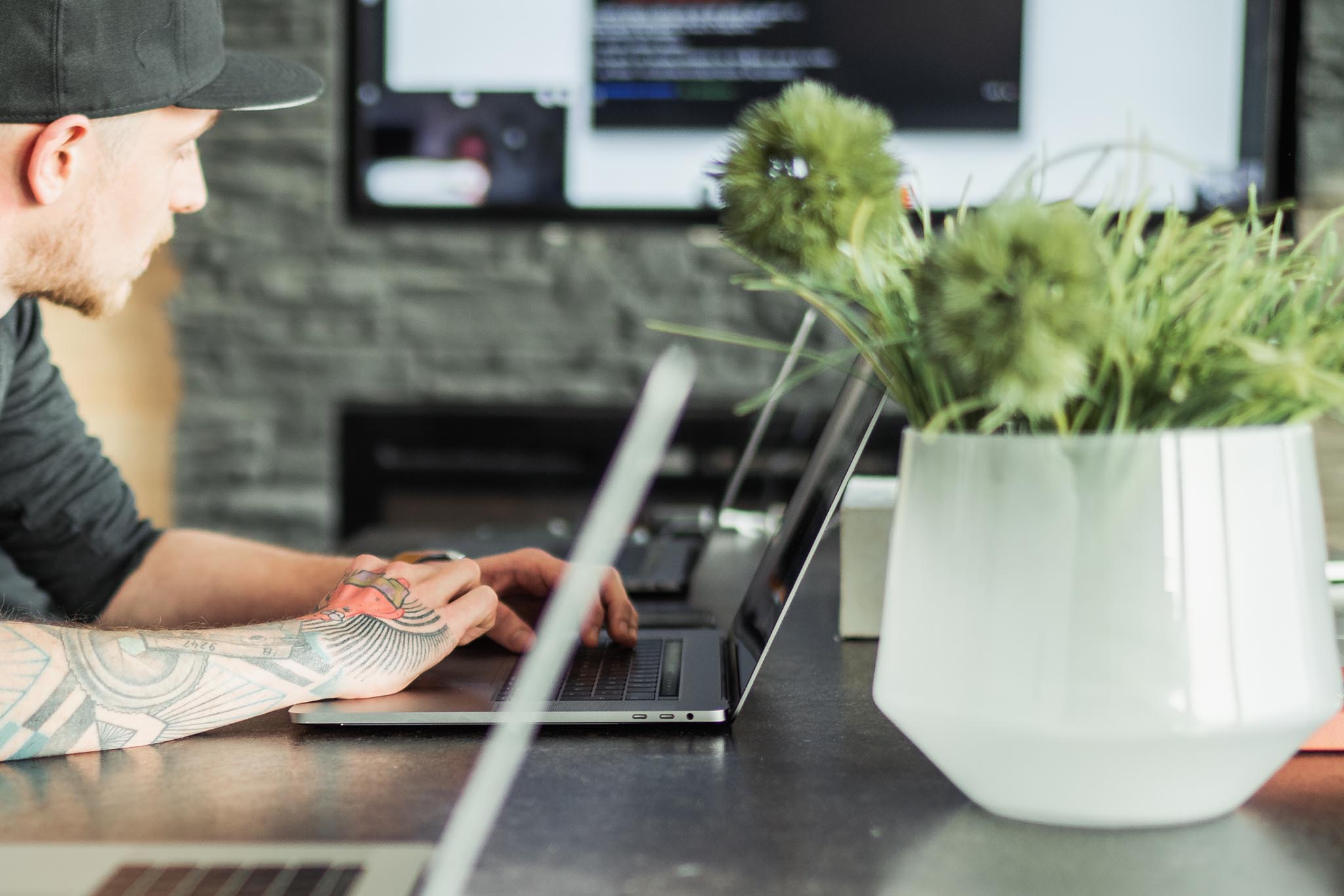 Sprich mit uns | Pixelgranaten