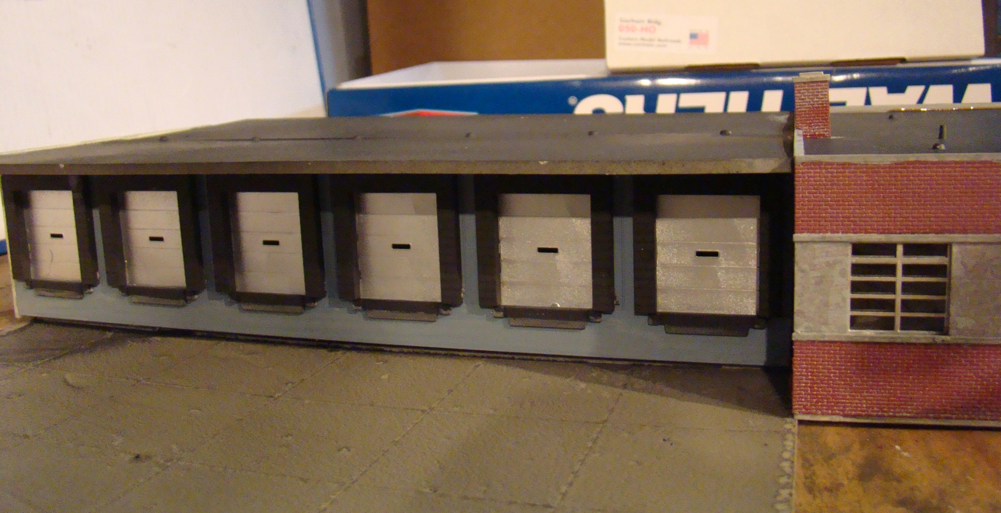 HO Scale Walthers Cross Dock Truck Facility - PJs Train Shack