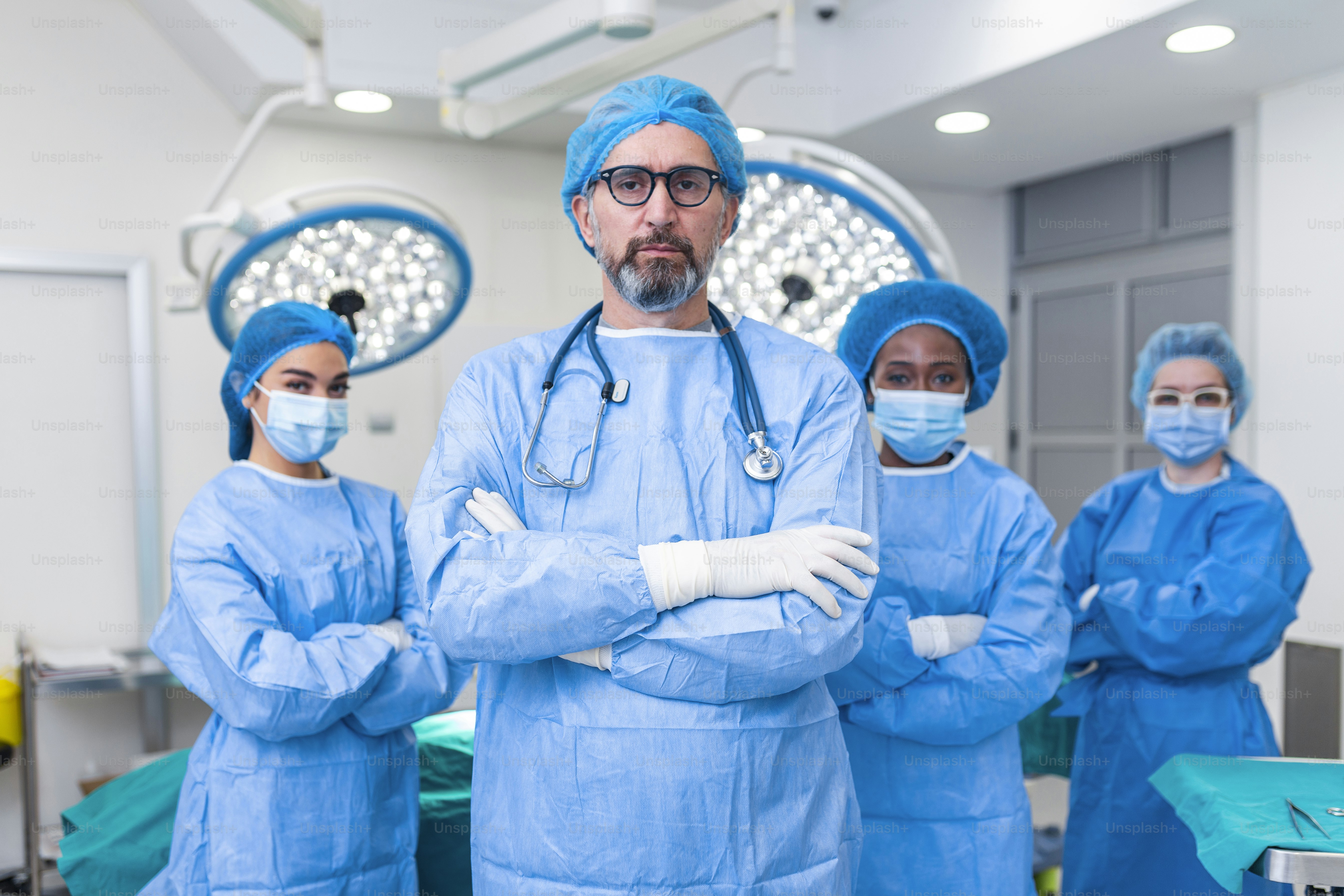 Medical Scrubs Pictures Download Free Images On Unsplash