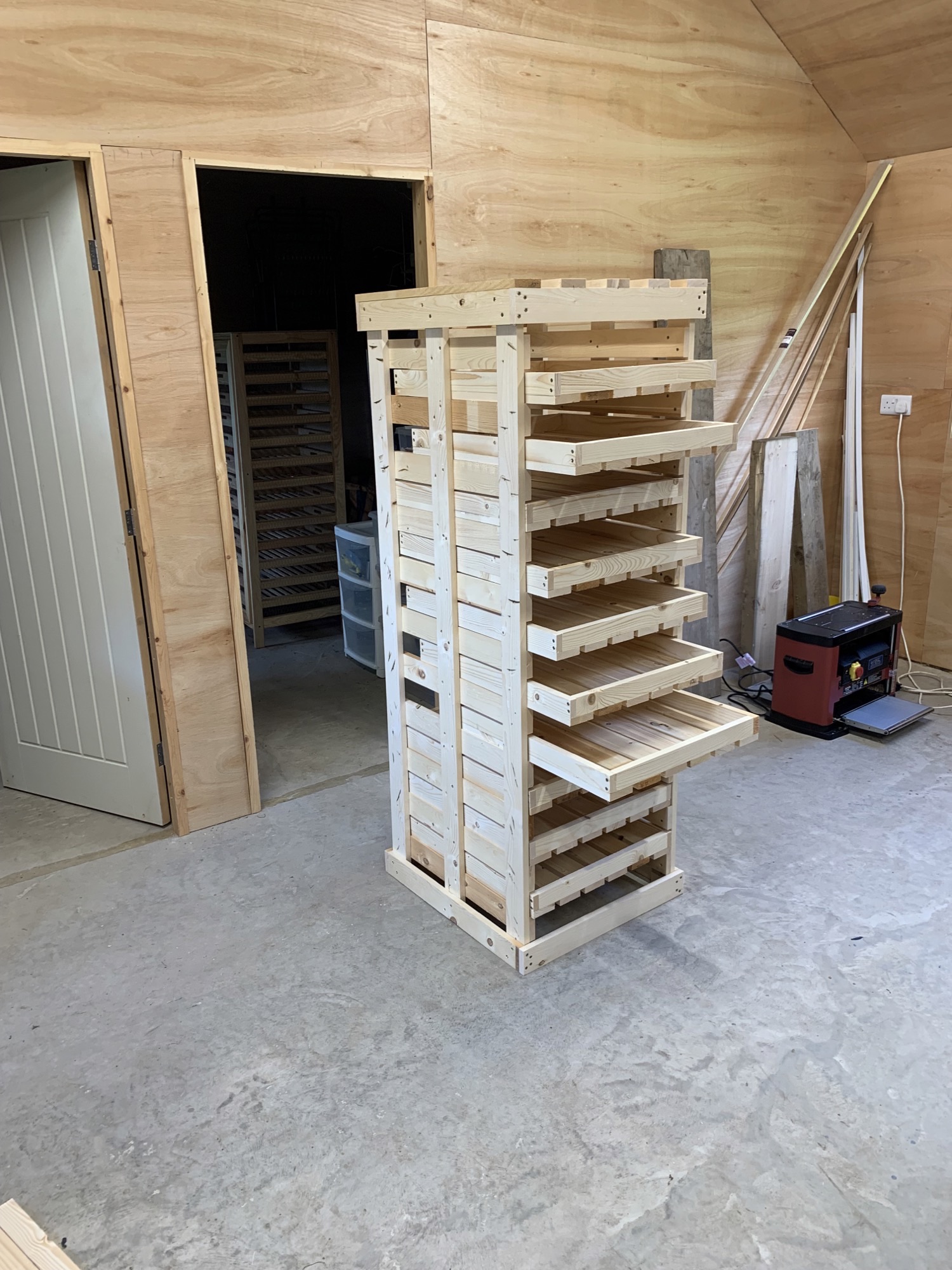 DIY Apple Storage Rack — Practical Self Reliance