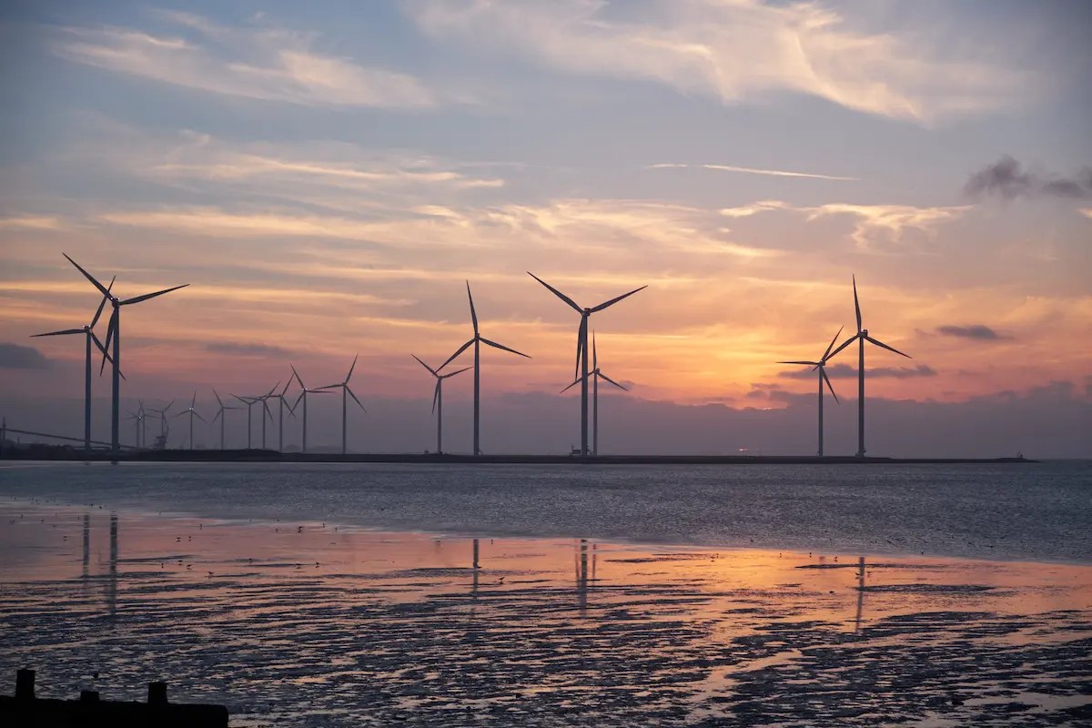 Wind is the main source of energy in the UK for first time - Practice ...