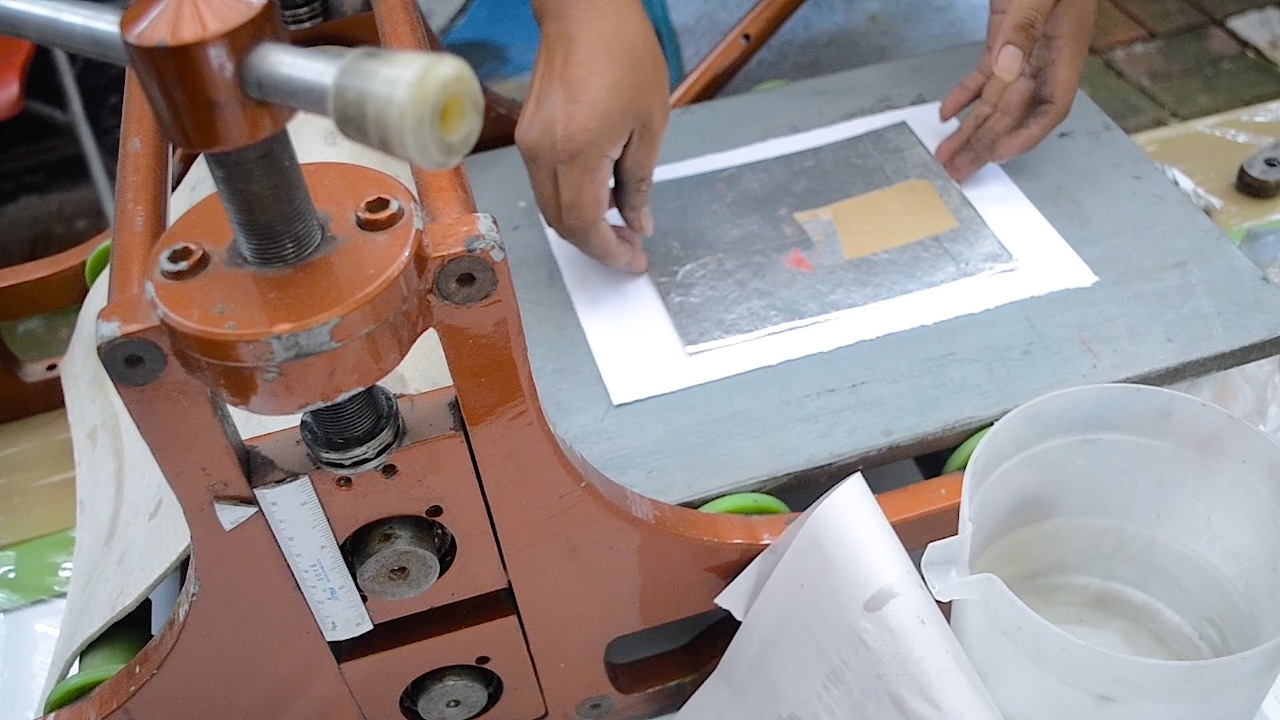 Aprende sobre manejo de color en litografía casera. | Presente de Oaxaca