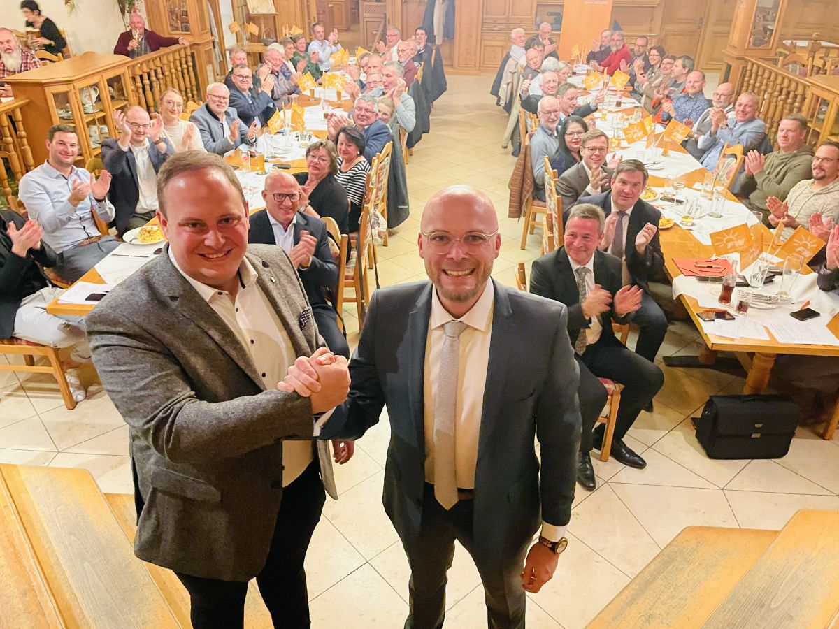 Volle Zustimmung | Freie Wähler nominieren Mehring und Reiner ...