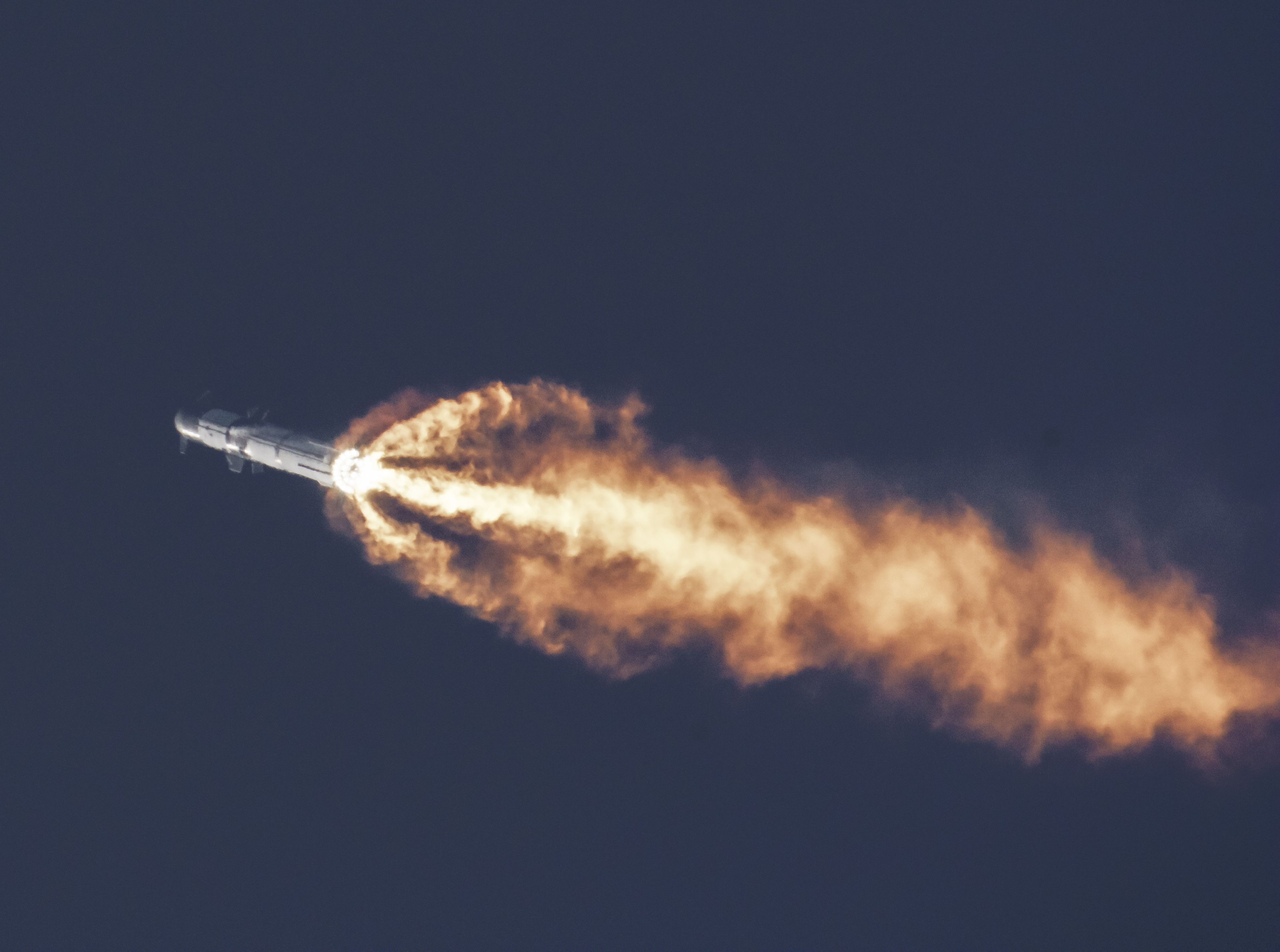 Starship Completes Exciting Maiden Flight, Fails Before Stage ...