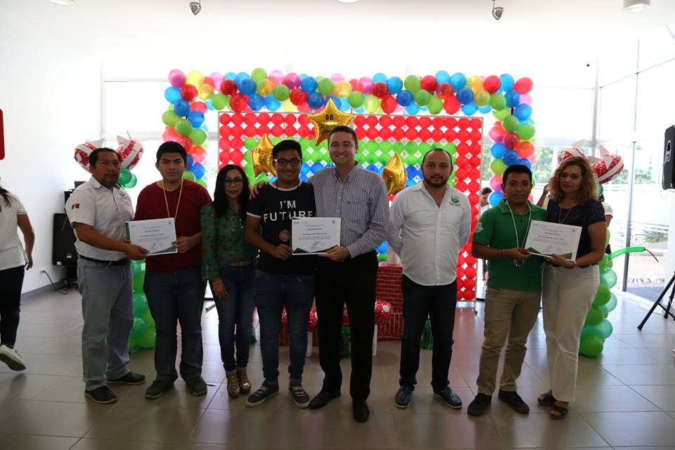 El Tec Progreso reconoce a los estudiantes con mejores promedios ...