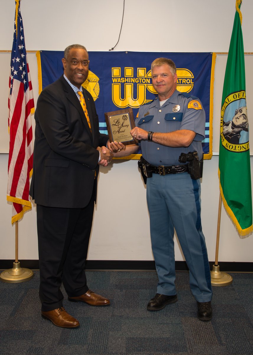 Local WSP Trooper receives Life Saving Award – Pullman Radio