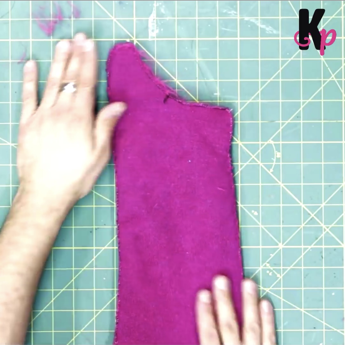 How to Make an Easy Puppet - Puppet Nerd