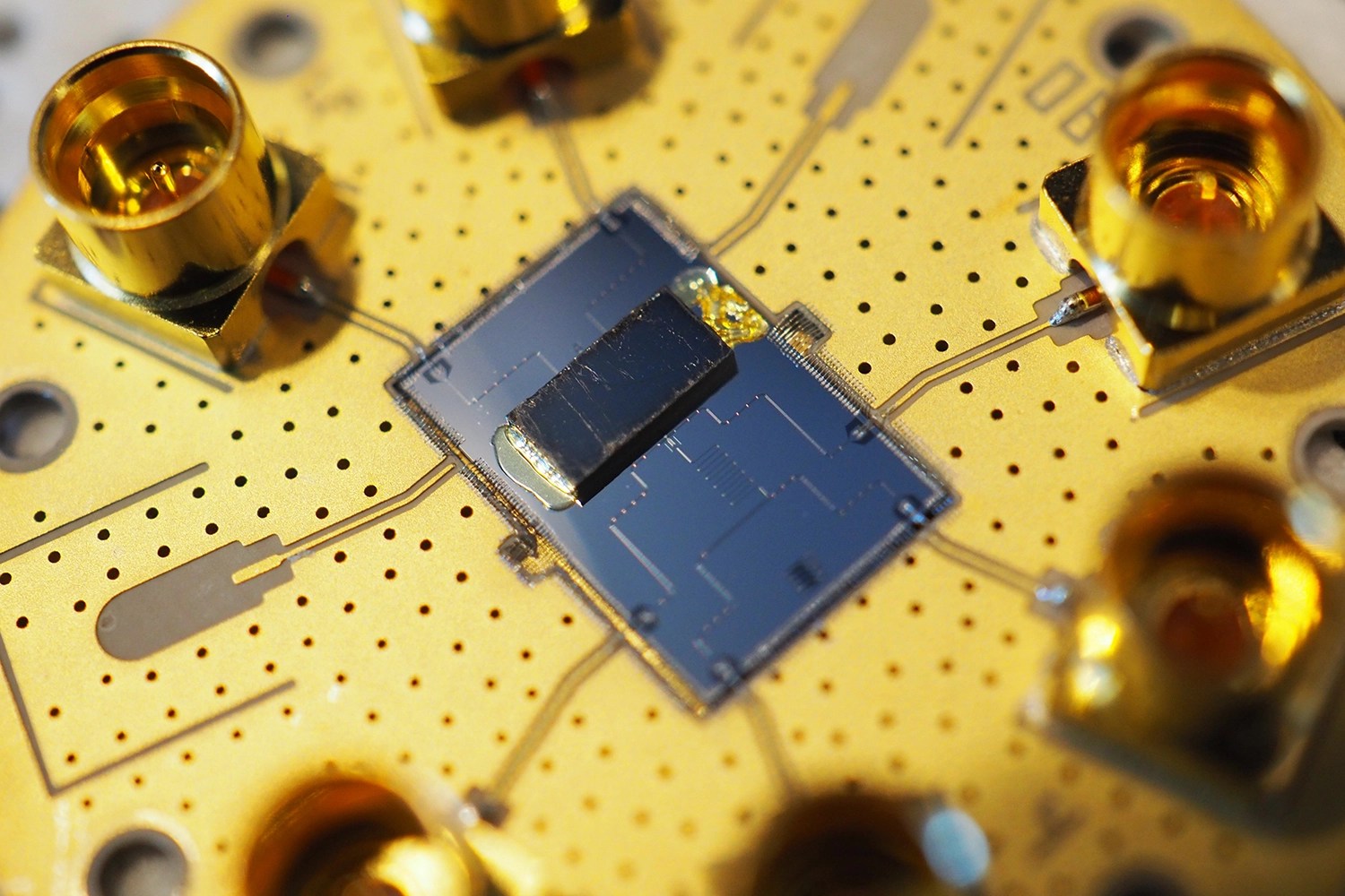 New Mechanical-based Quantum Hardware Is Made Possible By Stanford ...