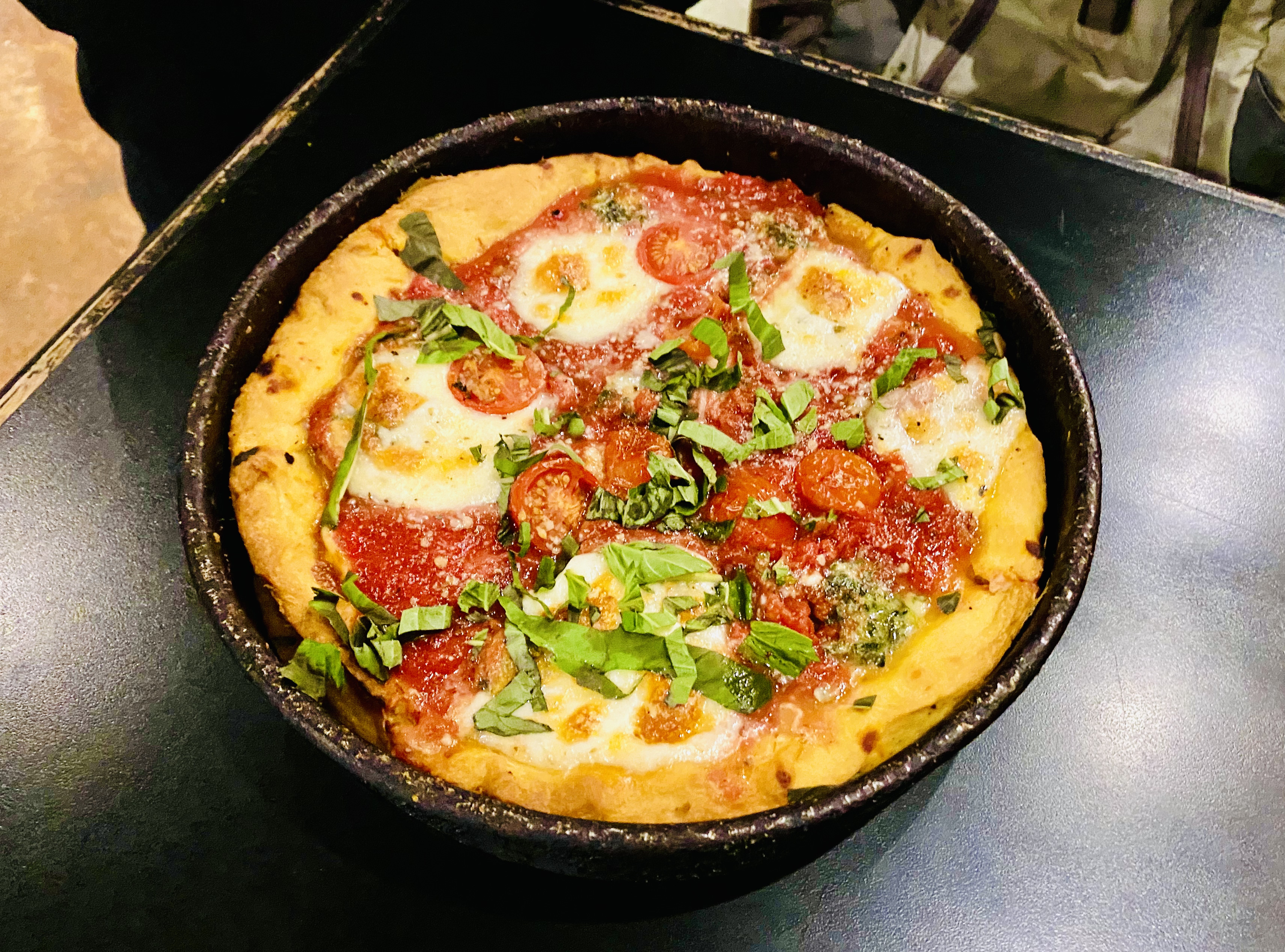 Where to Find the Best Chicago-style Pizza in Chicago - Quick Whit Travel