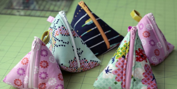 Triangle Zipper Pouch Killer Technique - Quilting Cubby