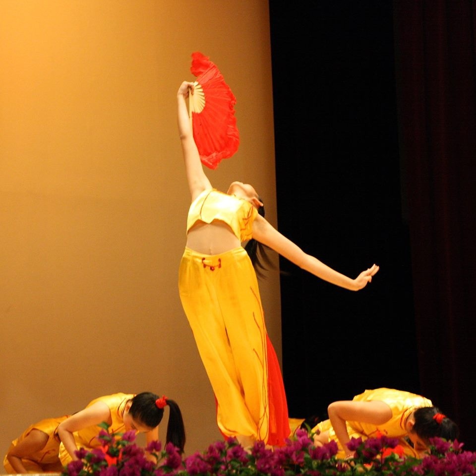 CCA Preview’14: Chinese Dance – Raffles Press