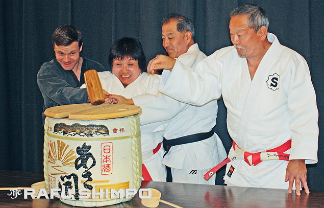 Local Clubs Welcome Ancient Tradition - Rafu Shimpo