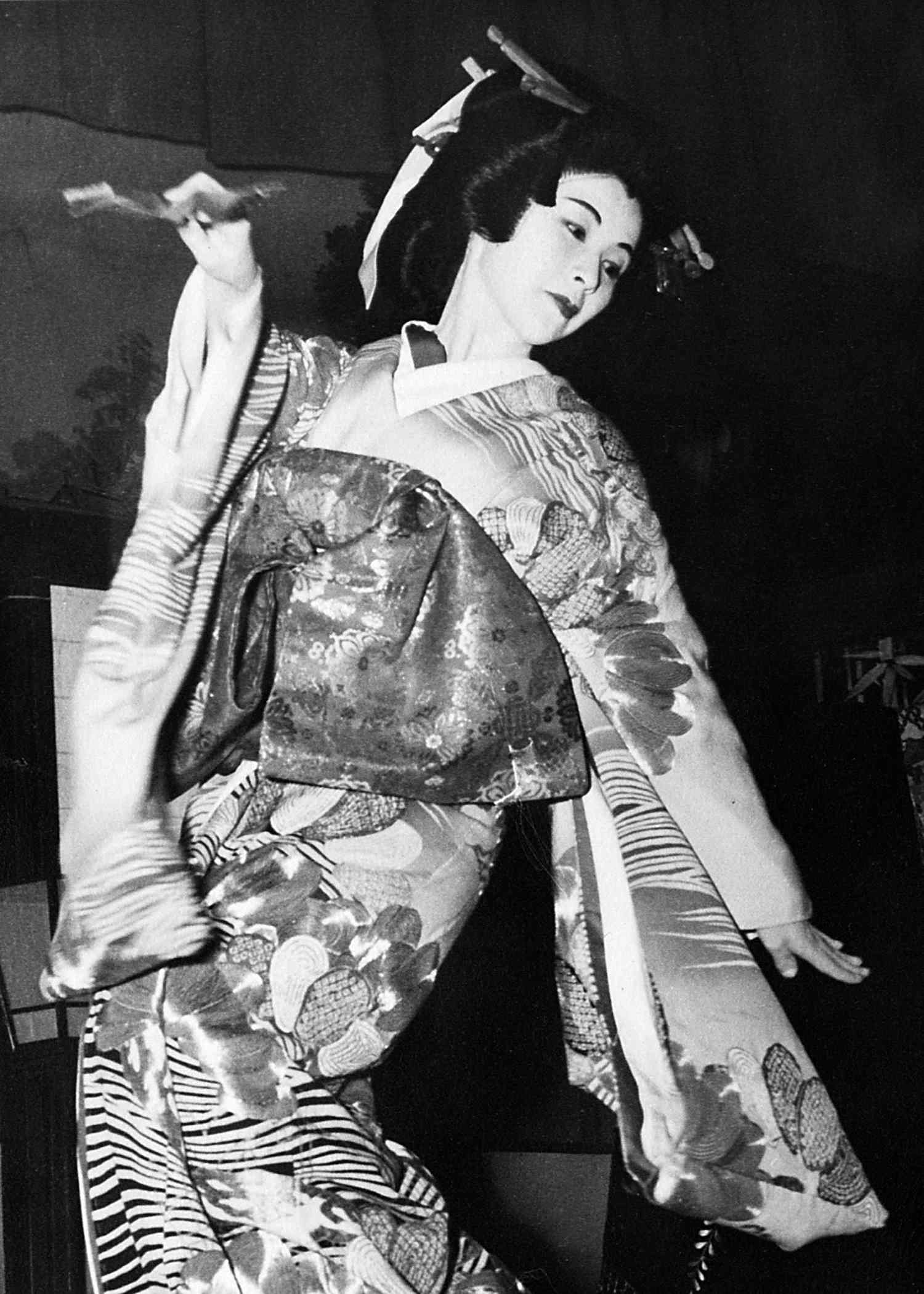 Enduring Grace - Rafu Shimpo