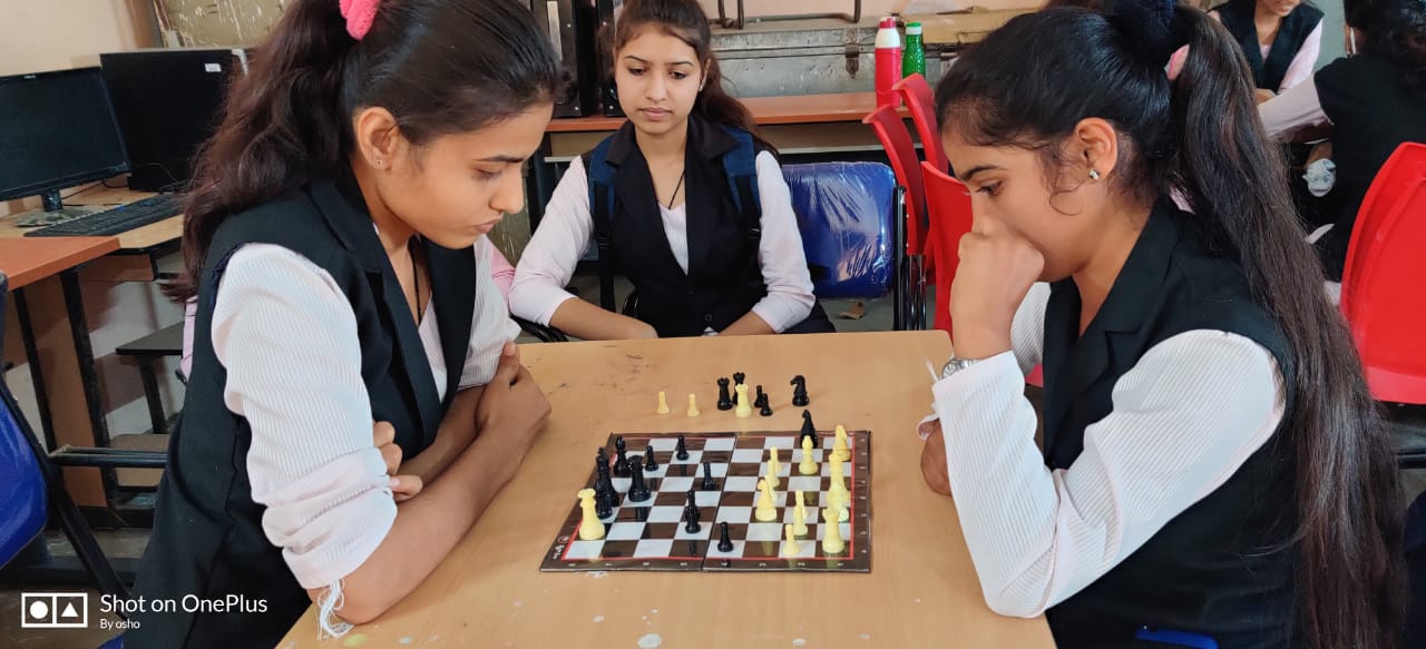 Chess-Girls | Raja Bhoj Govt. College Katangi