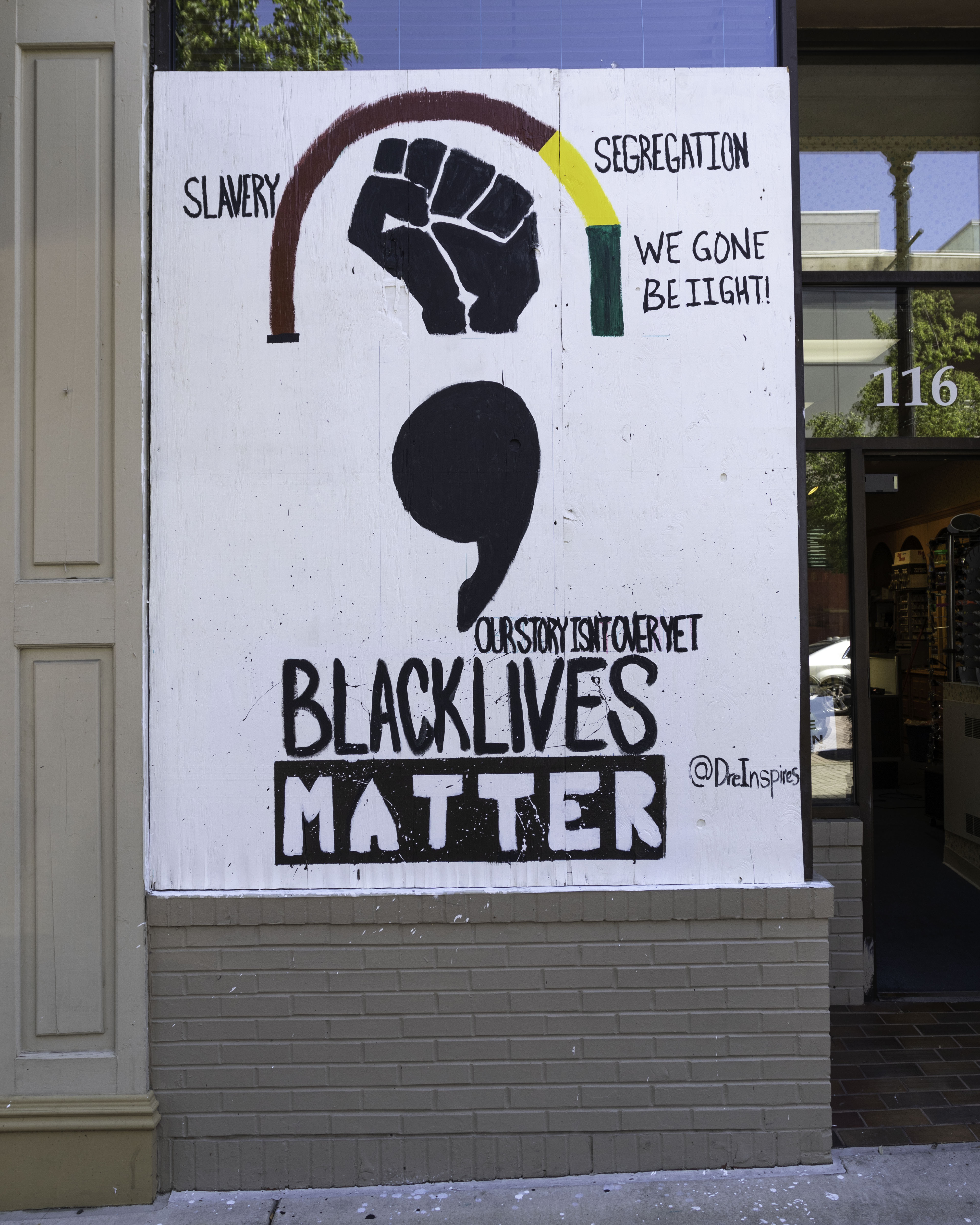 The Message – Photography by Rodney Martin