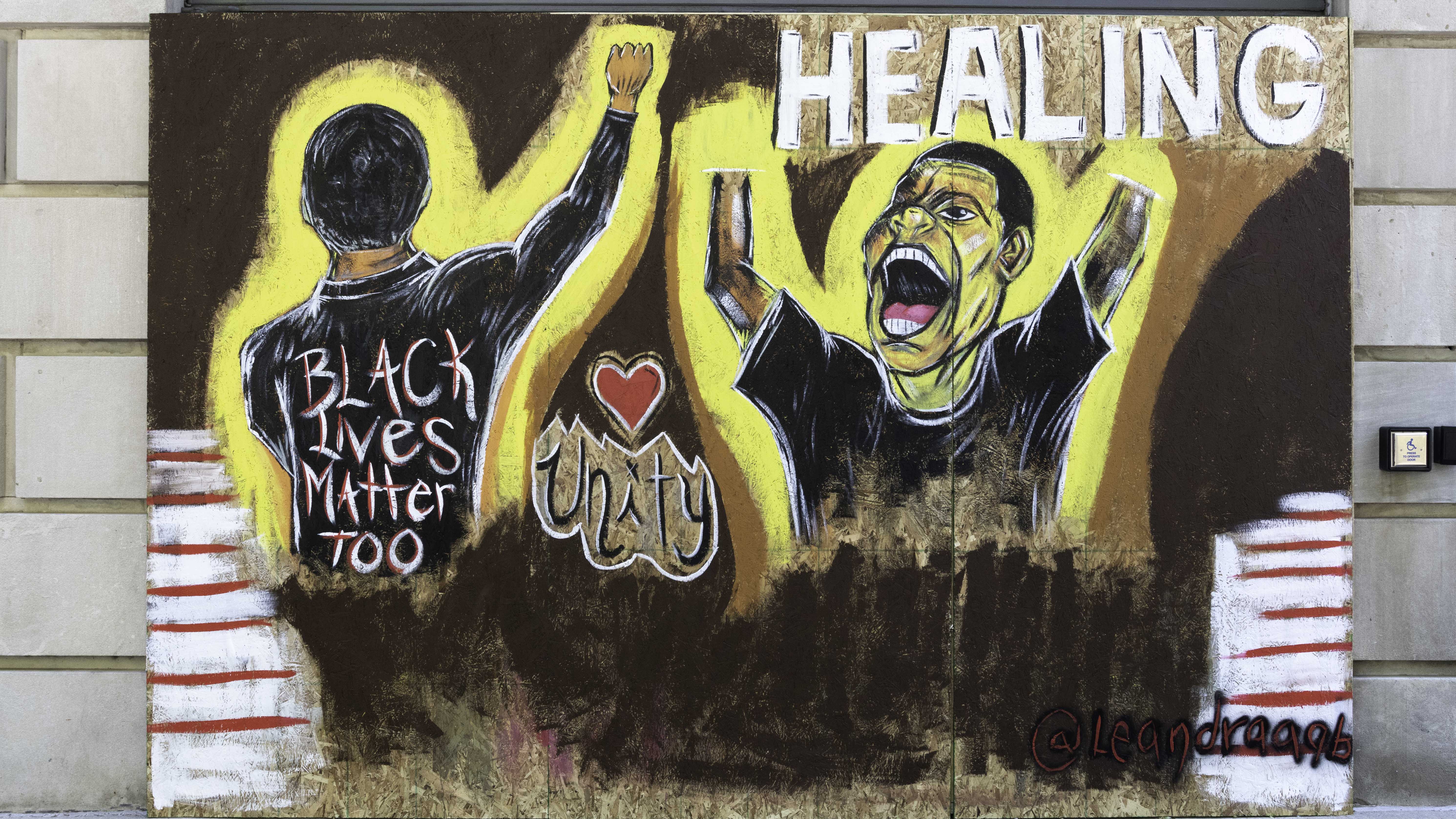 The Message – Photography by Rodney Martin