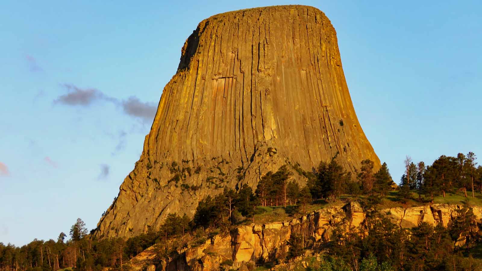 Devils Tower | RegenAxe