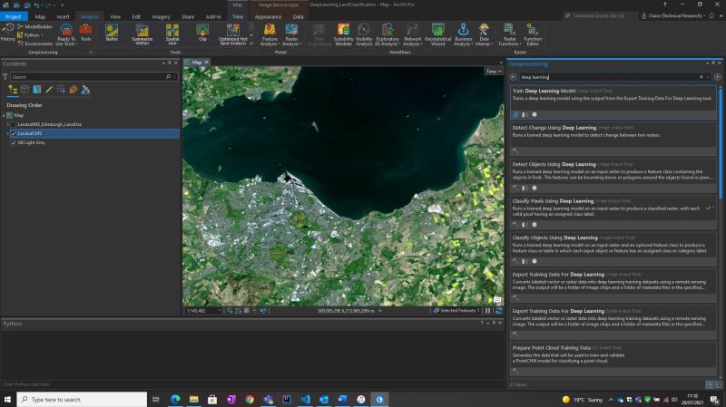 Machine Learning Made Easy Resource Centre Esri Uk - Creative Space Illustration - Retina