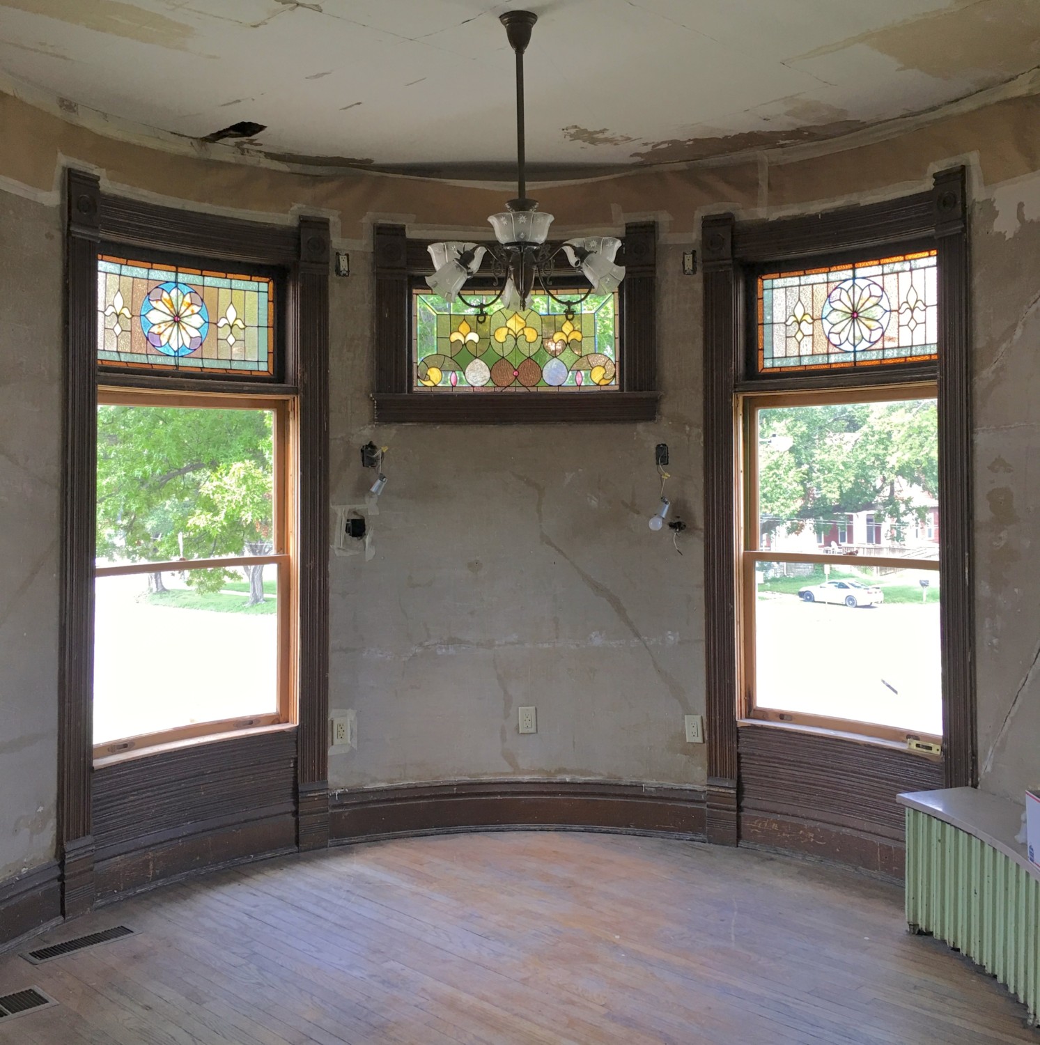 Period Lighting – Restoring Ross