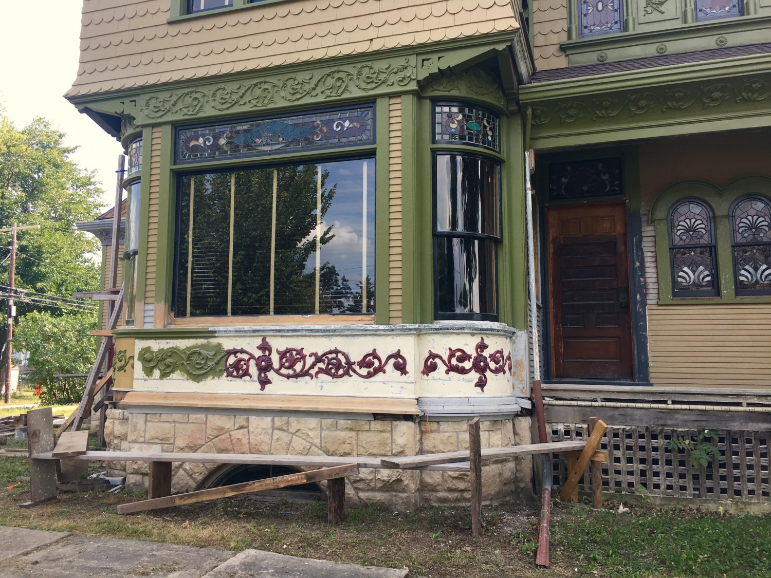 Inching Along – Restoring Ross