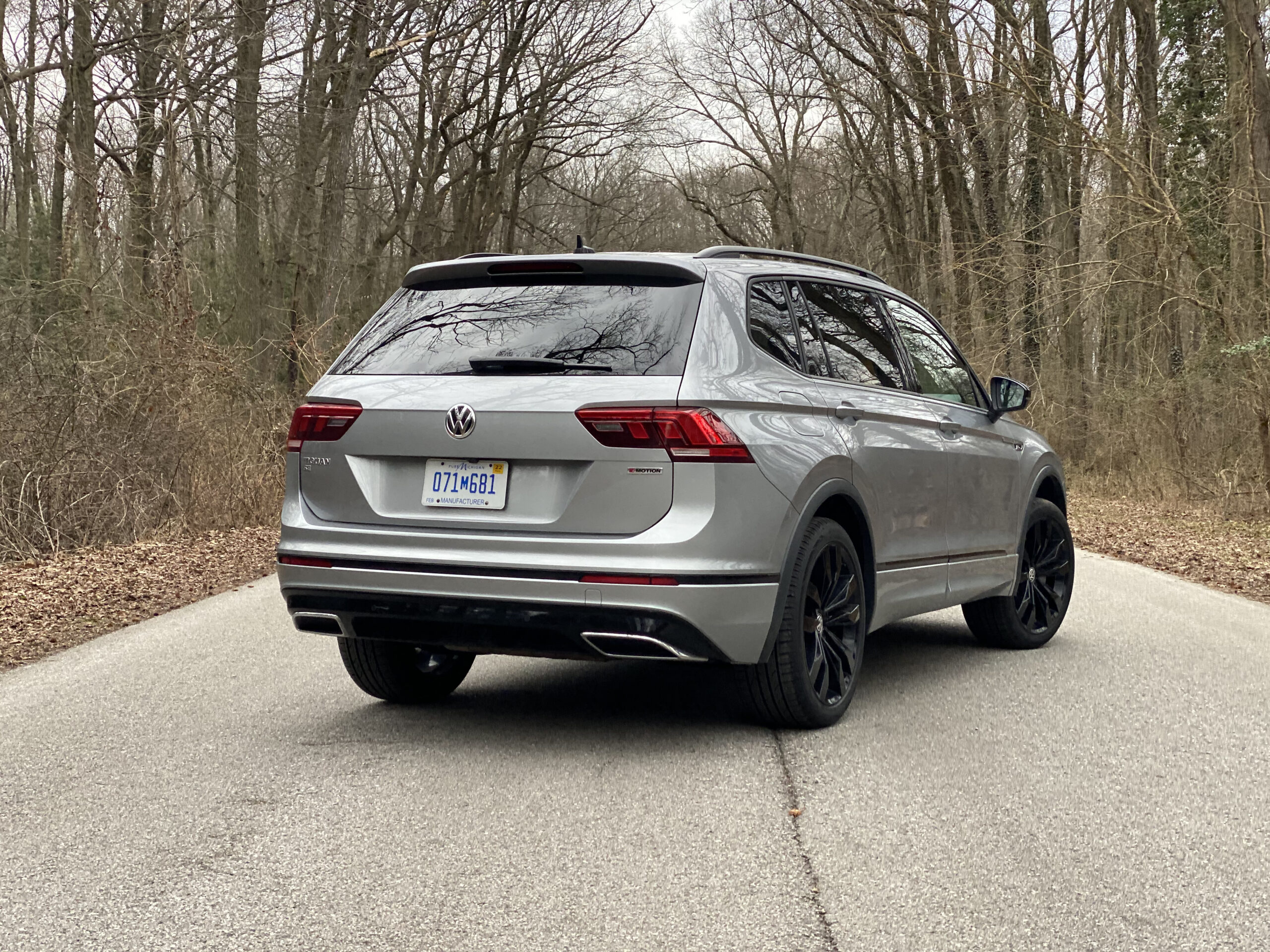 2021 Volkswagen Tiguan SE R-Line: The Rational Choice - Right Foot Down