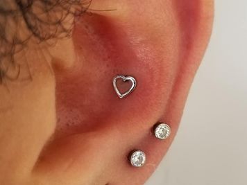 Conch Piercing - Complete Guide with Images - RightPiercing