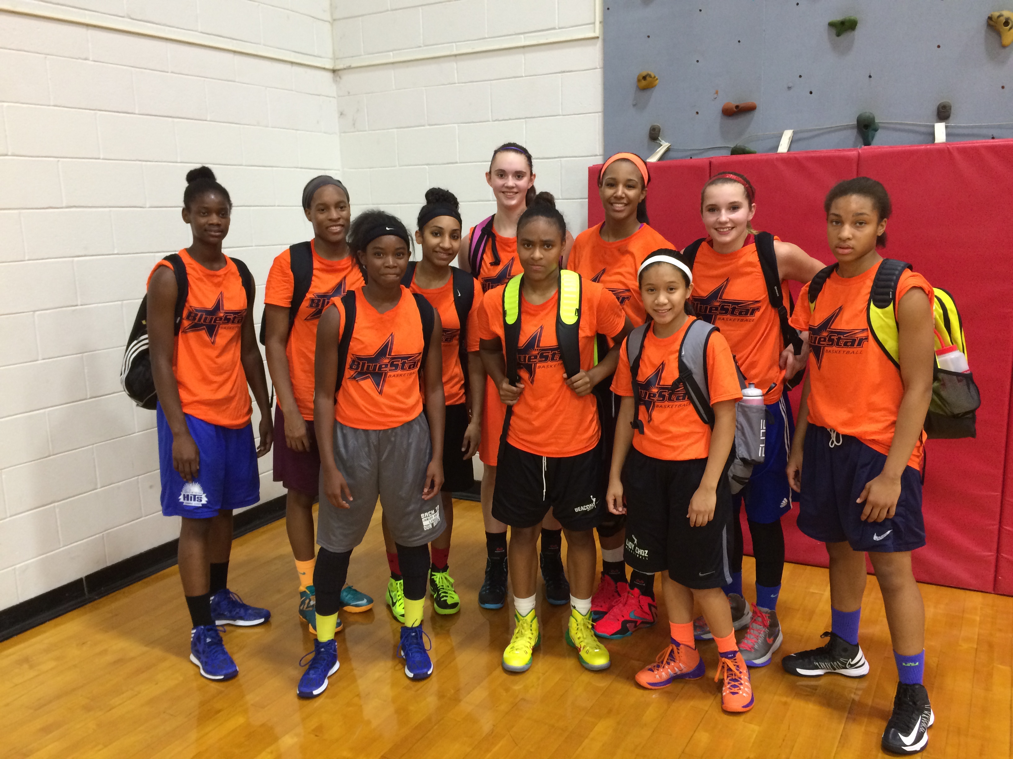 Photos – RISING BLUESTAR