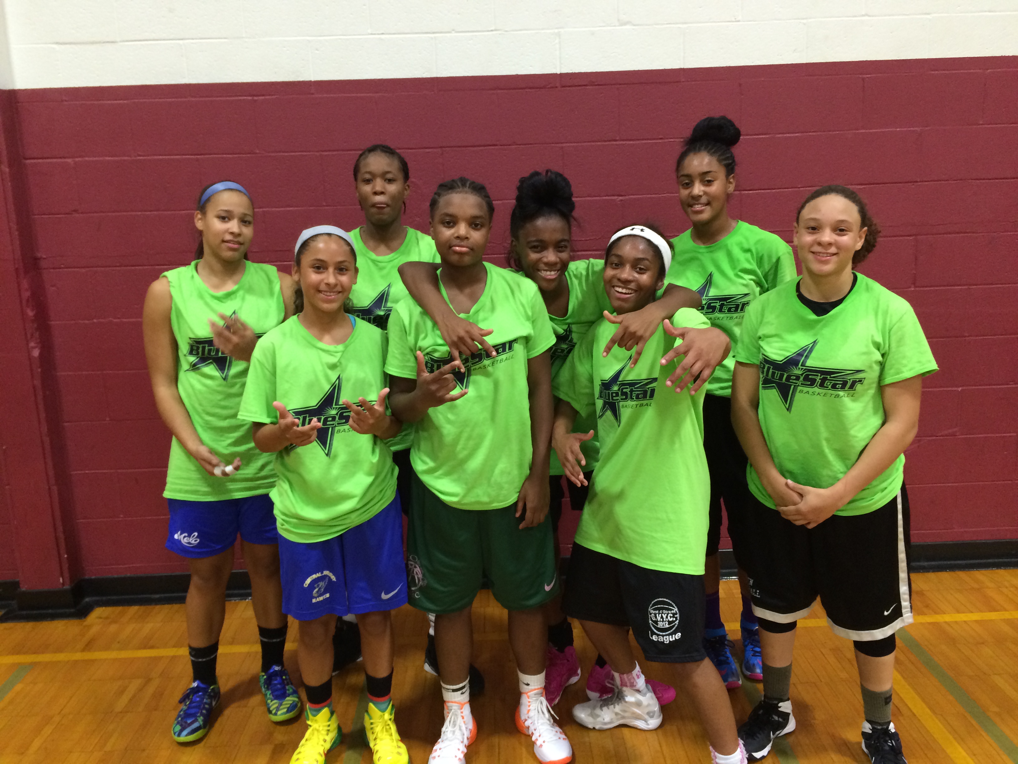 Photos – RISING BLUESTAR