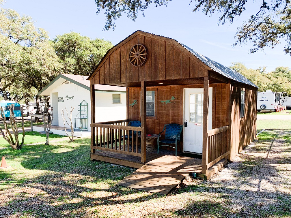 Roadrunner RV Park - Hub of the Texas Hill Country