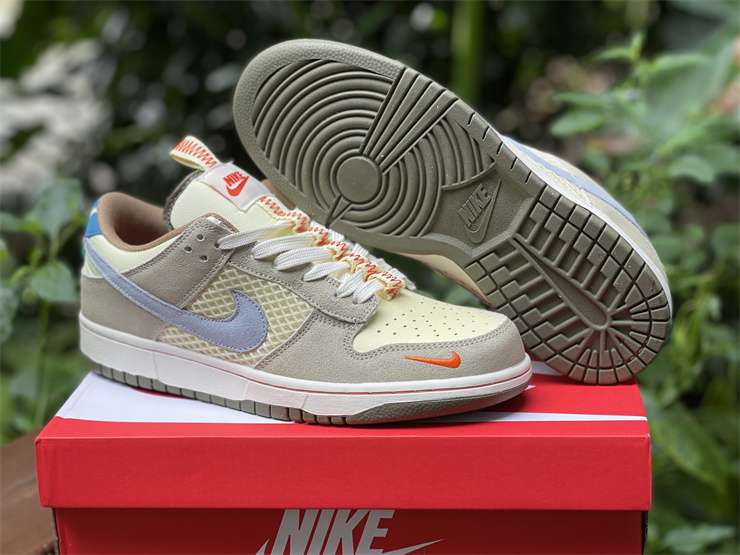 Nike Dunk Low «Cartoon» – Rocket Sneakers Store