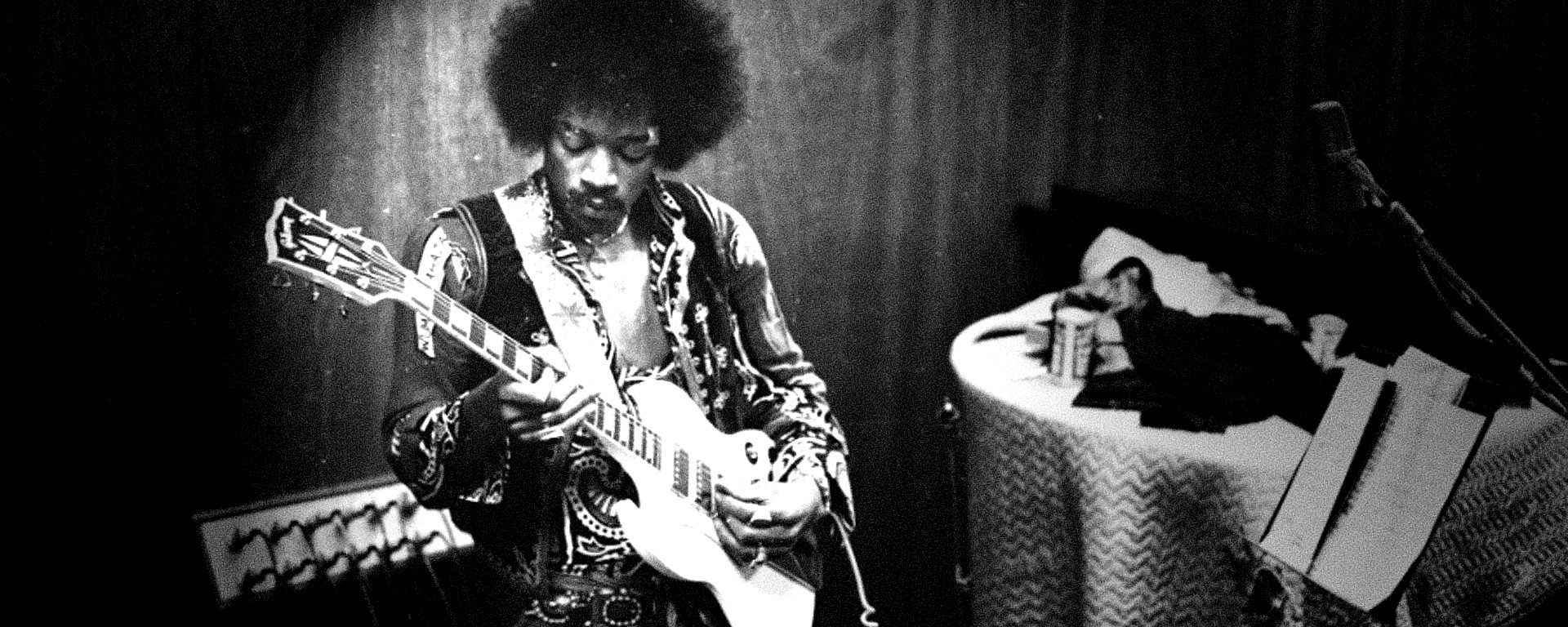 As Gibsons de Hendrix | ROMA INVERSA