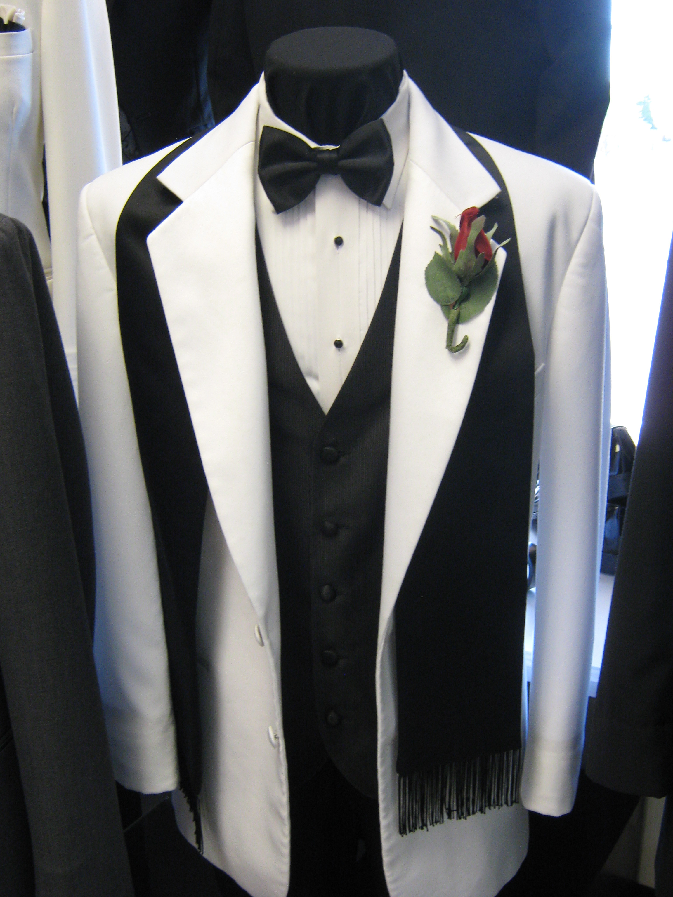 Prom Tuxedos – Rose Tuxedo: Wedding Tuxedo-Quince Tuxedo Rental & Suit ...