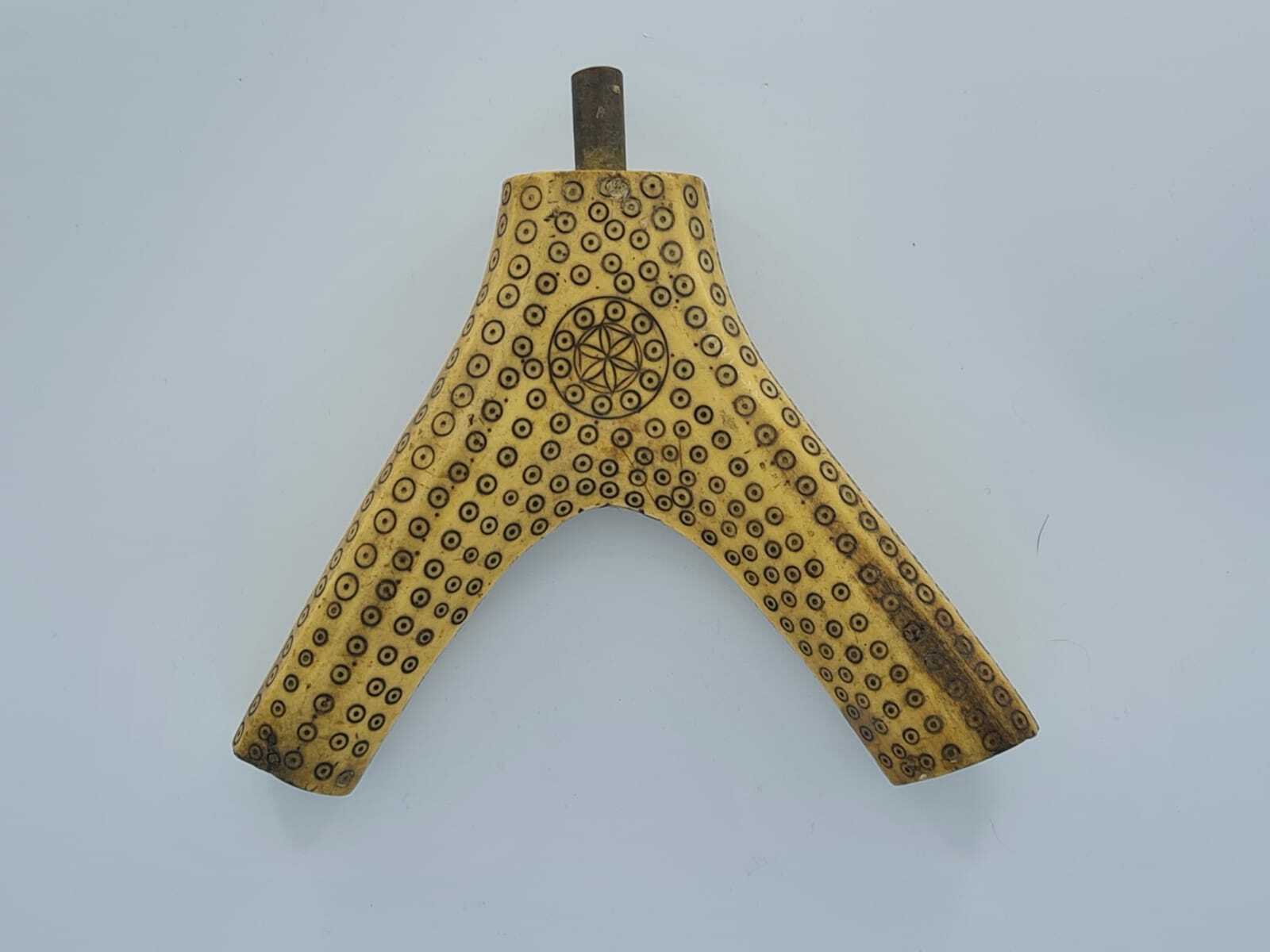 Russian 18 century bone gun powder.Museum piece! - Rosita Rapetti