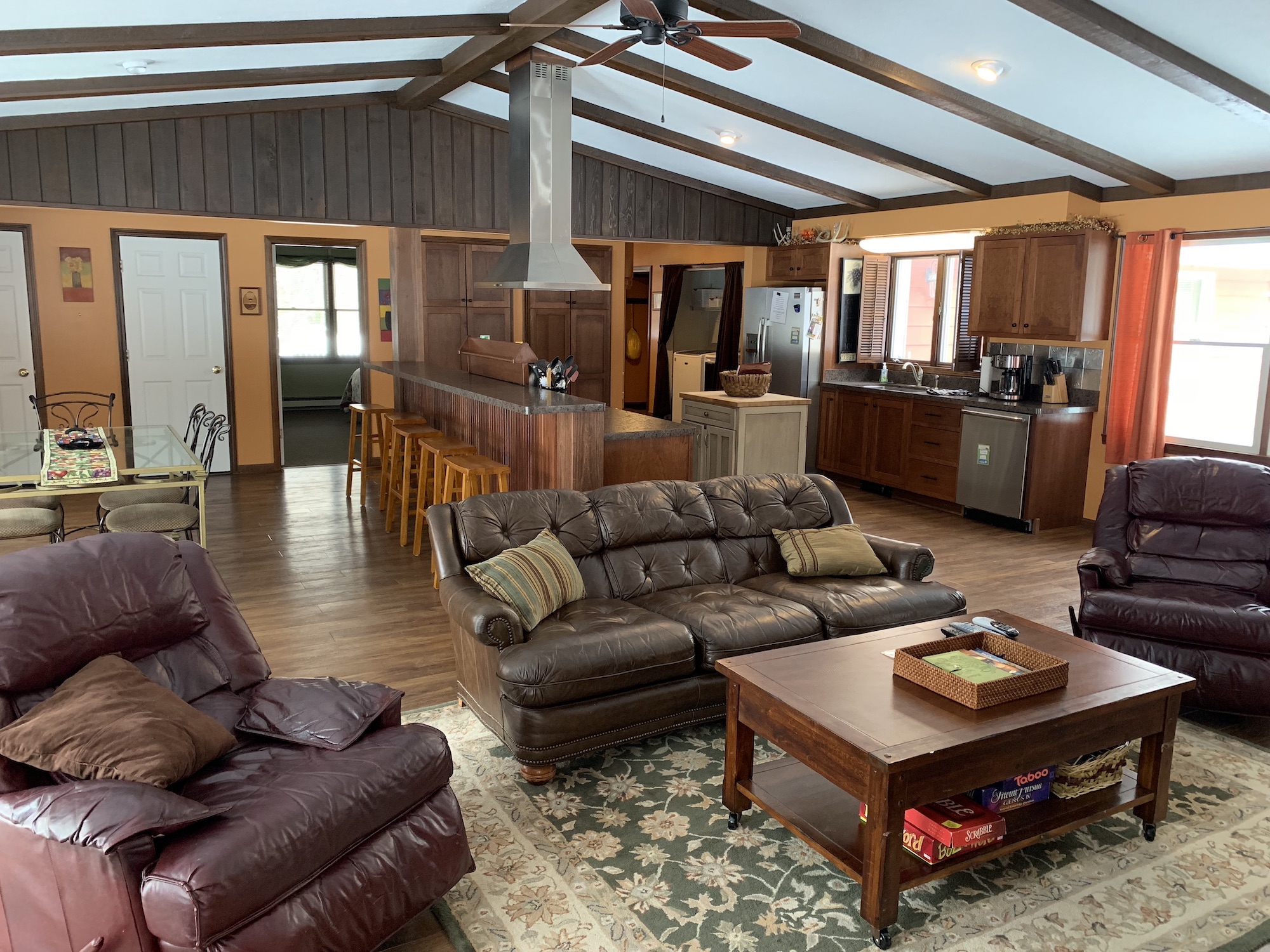Main House | Rustic River Retreats