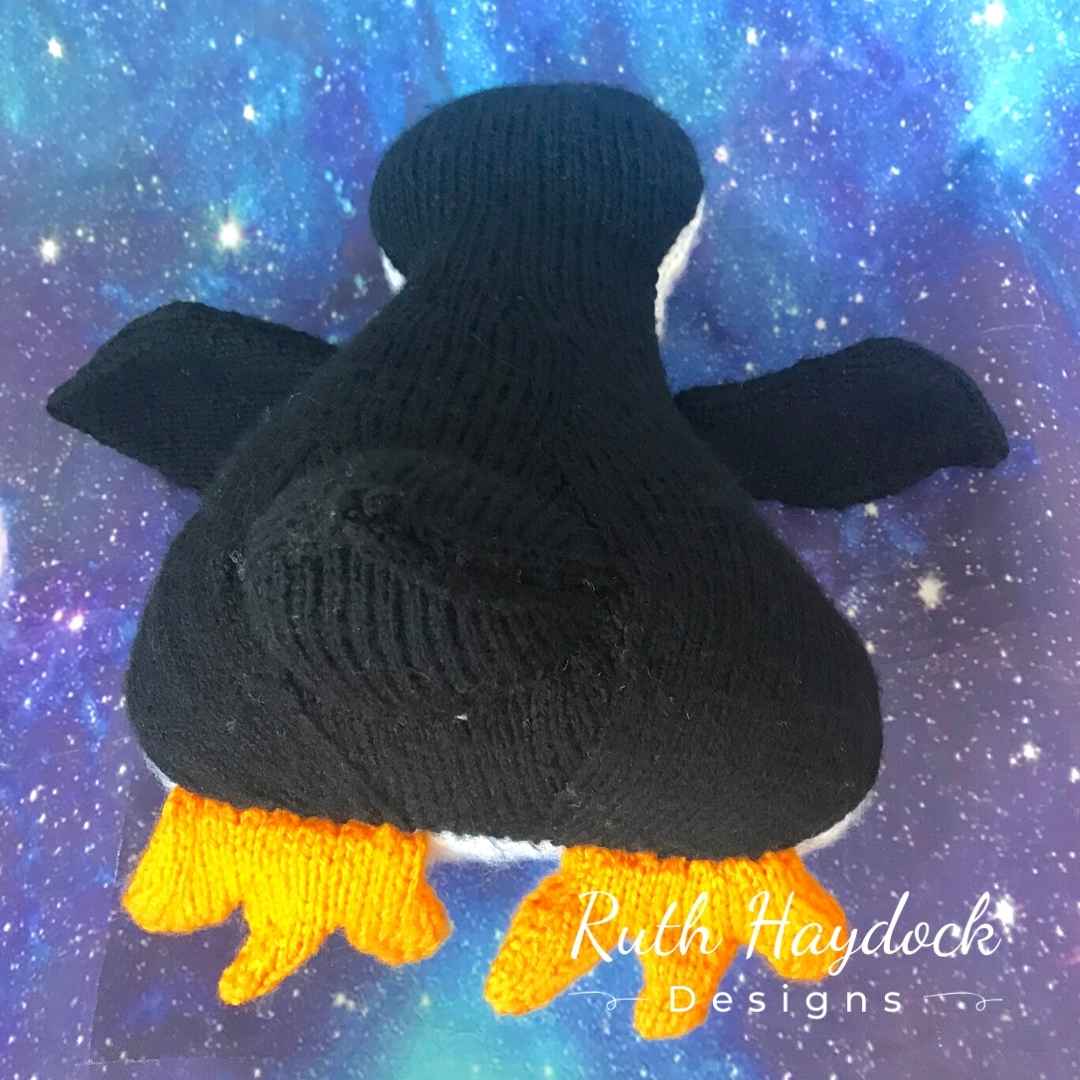 Percival the Puffin Knitting Pattern ⋆ Ruth Haydock