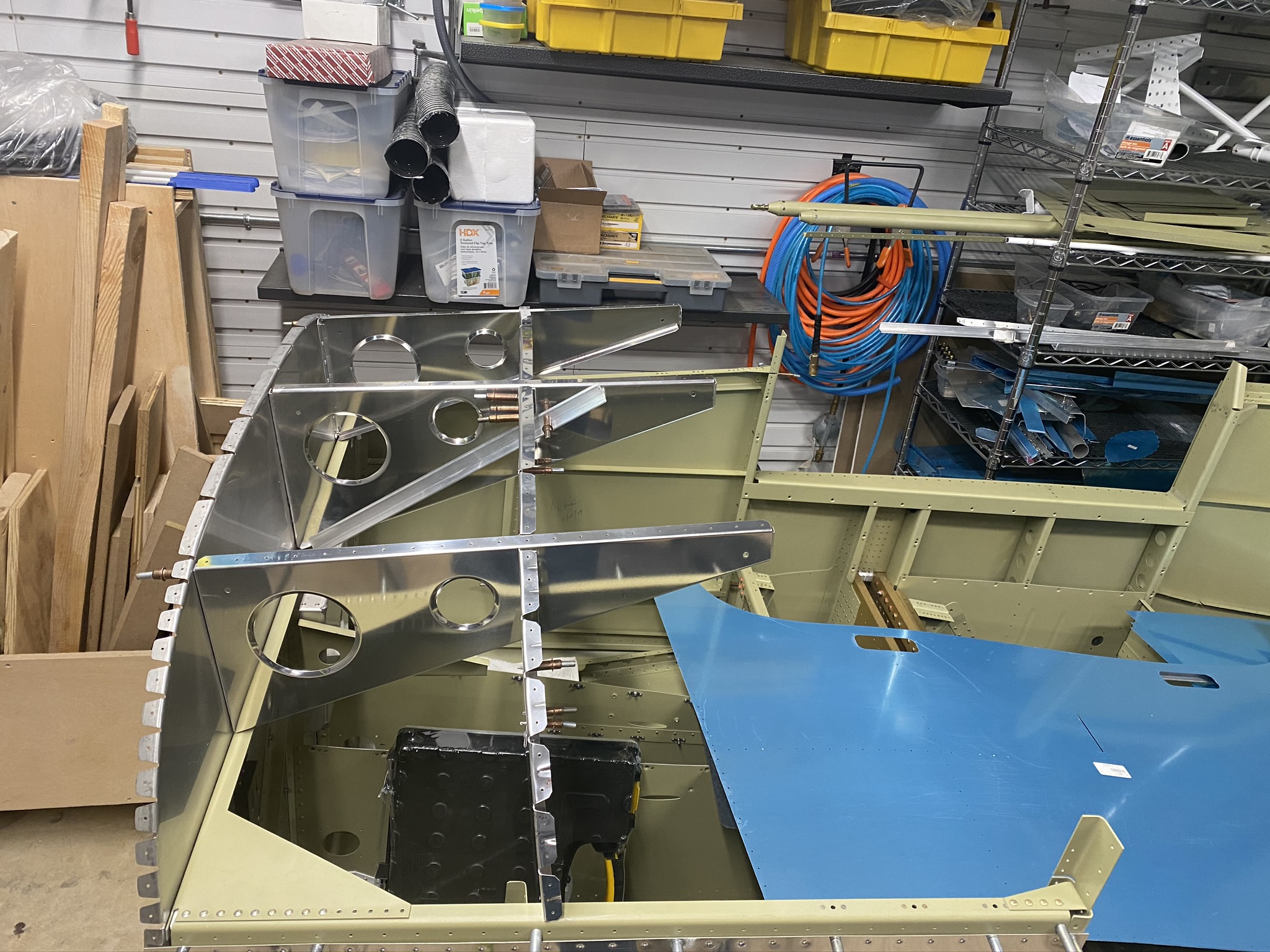 Upper Fwd Fuse Assembly – rv10builder.com