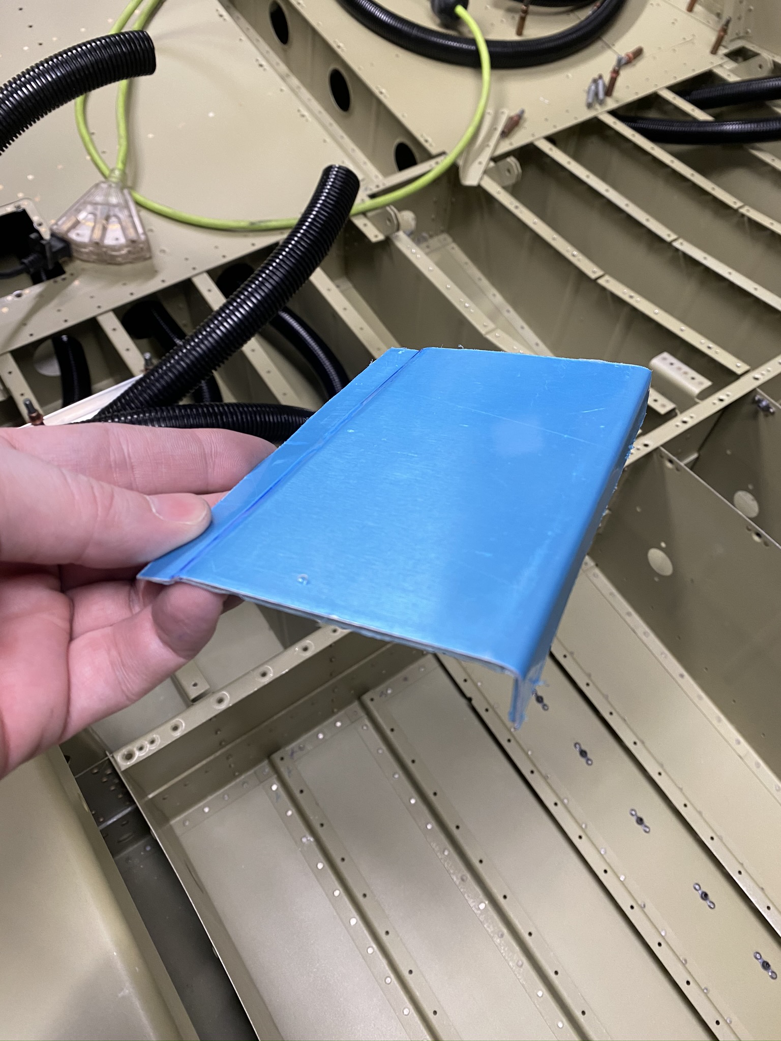 Comm antenna, Rear Seat Access Panel, and Conduit – rv10builder.com