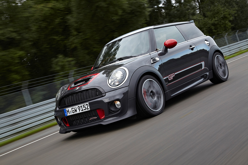 JCW GP Interior & Final Specs Revealed - MotoringFile