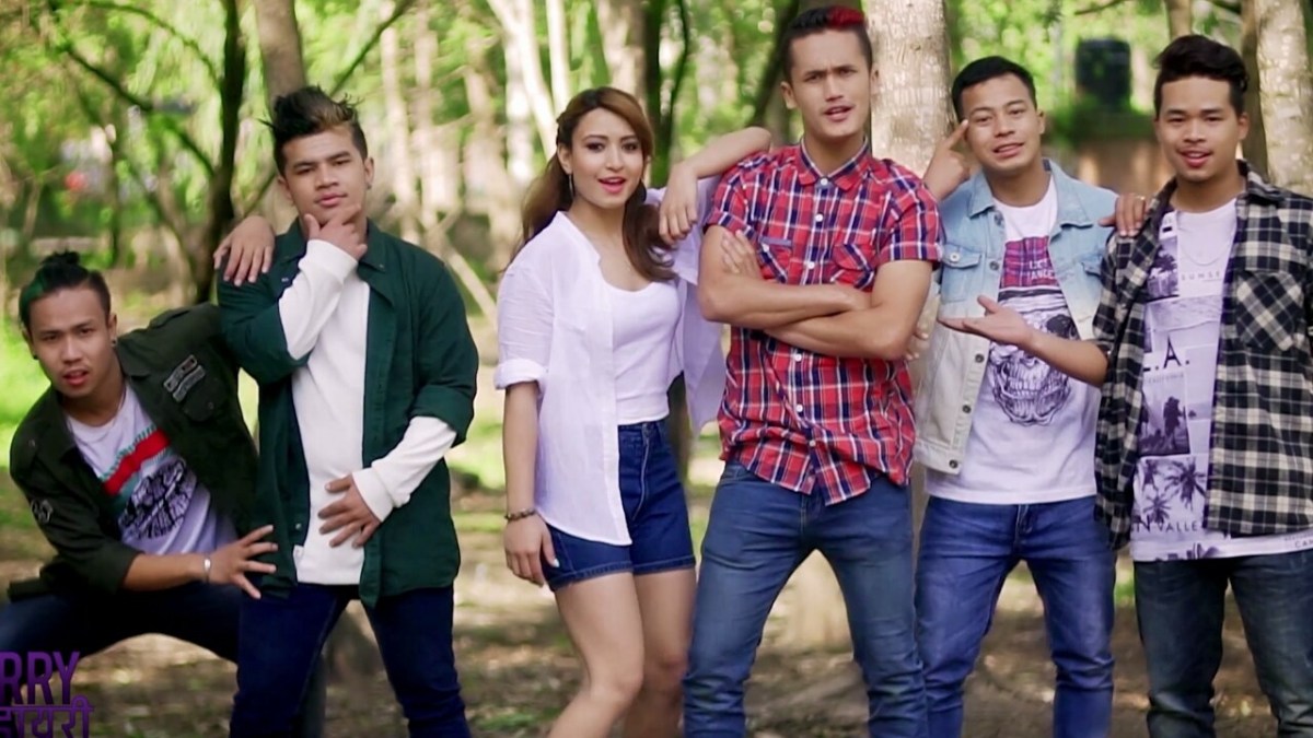 Top 10 Famous Nepali Youtubers in Nepal | Tips Nepal