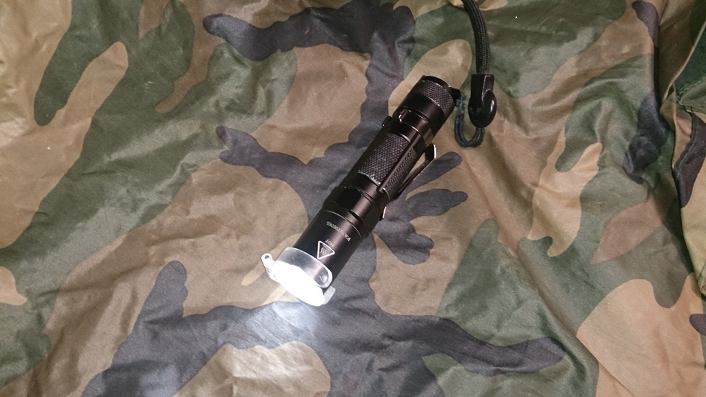 Fenix PD30 žibintuvėlio apžvalga