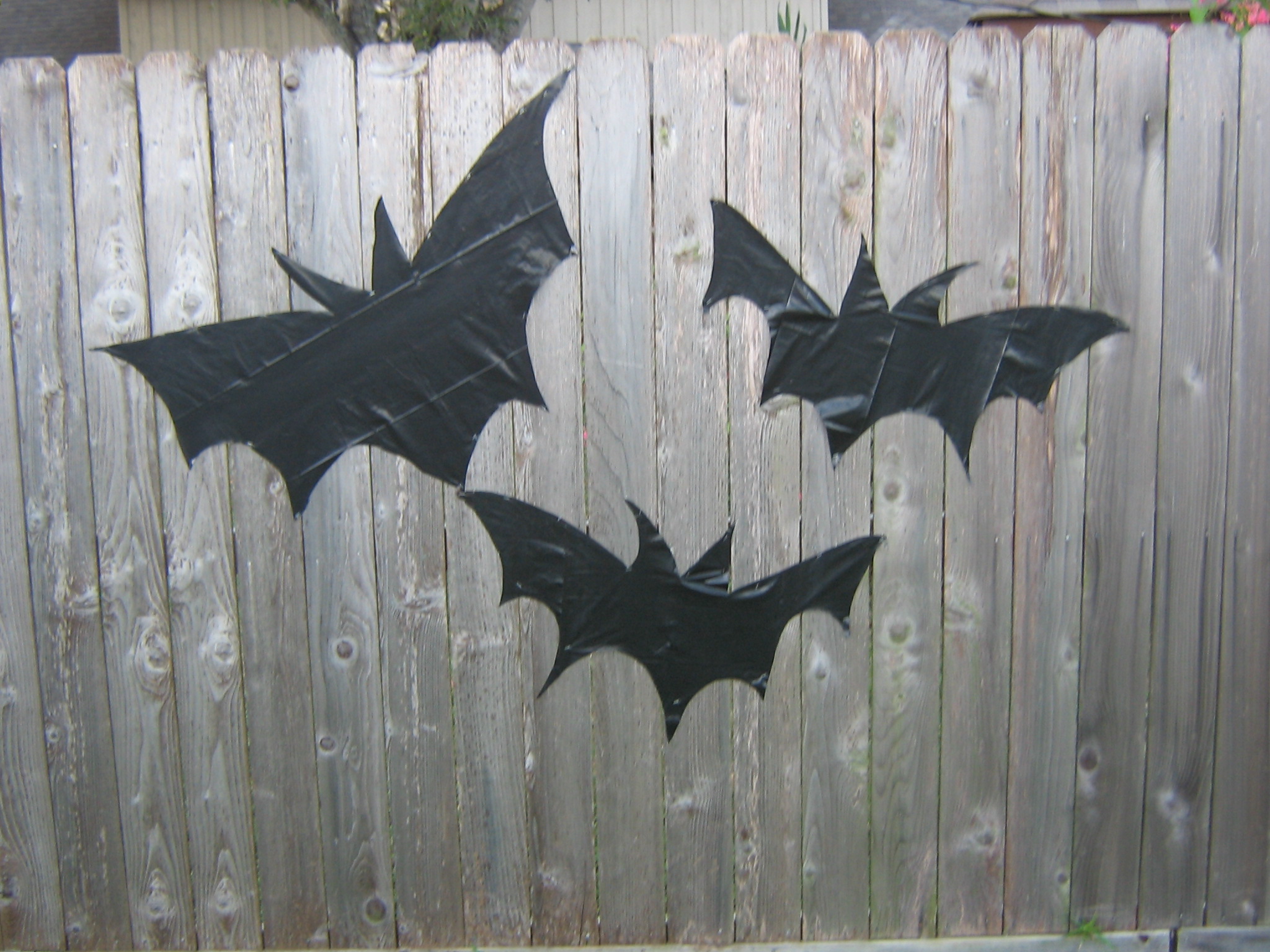 Scarydad Project: Fence Bats
