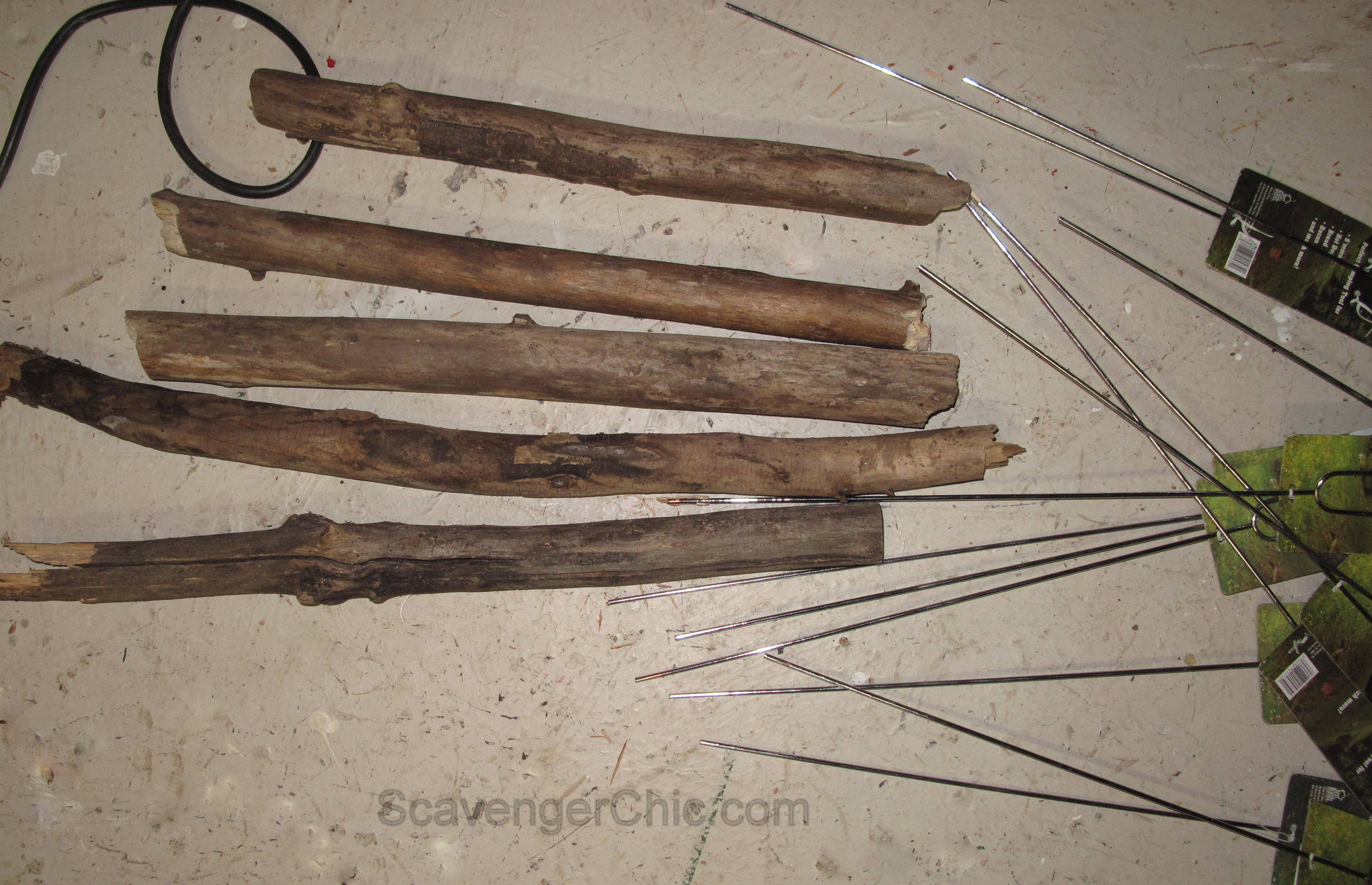 Campfire Roasting Sticks diy - Scavenger Chic