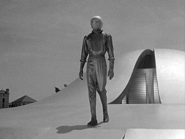 The ship’s ramp and doors | Sci-fi interfaces