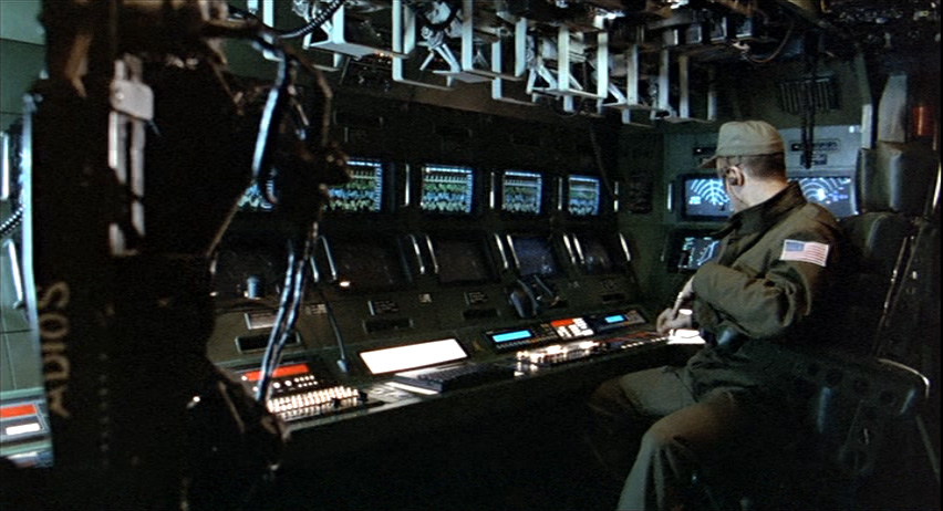 (Other) wearable communications | Sci-fi interfaces