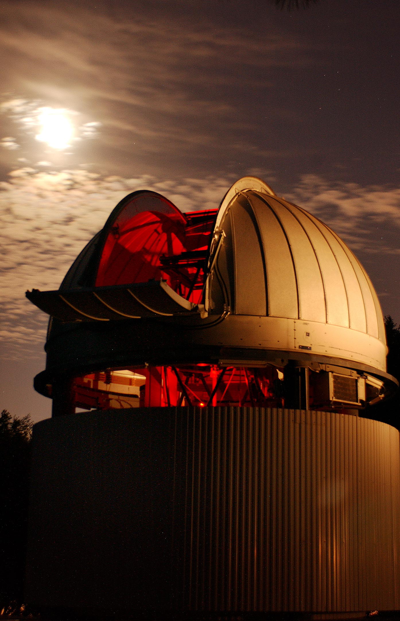 CHARA Array’s Star Power Gets a Boost With New Fiber-Optic Telescope ...