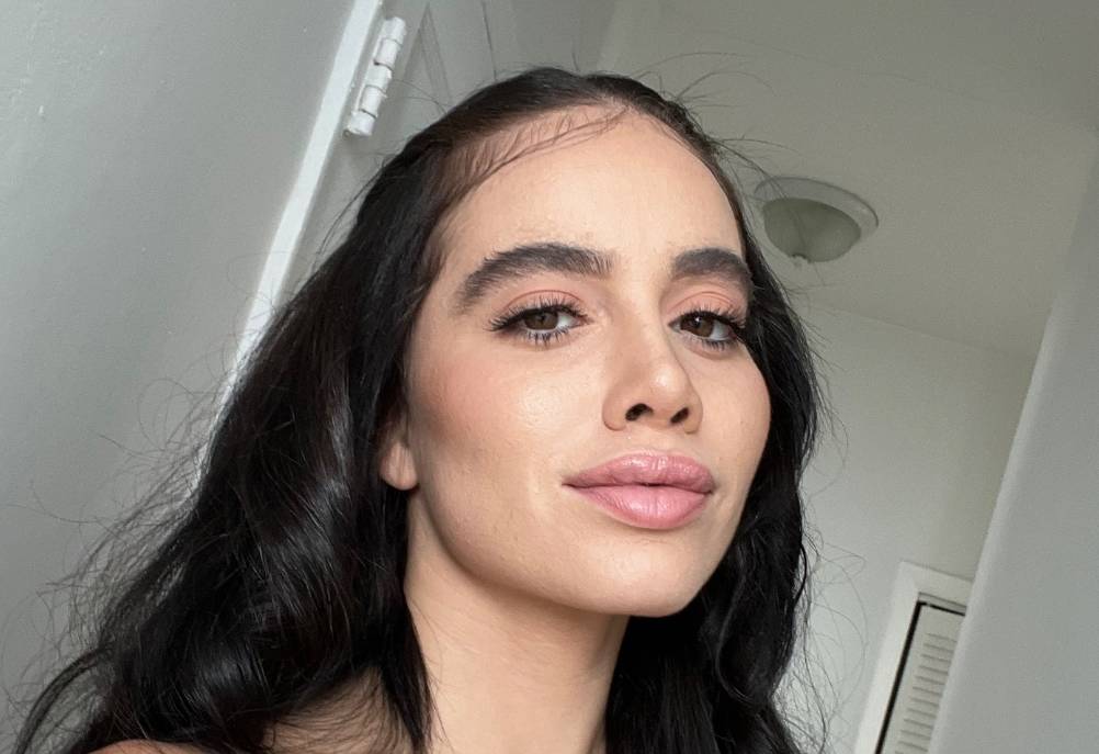 Victoria June Bio Wiki Age Net Worth Figure Pics