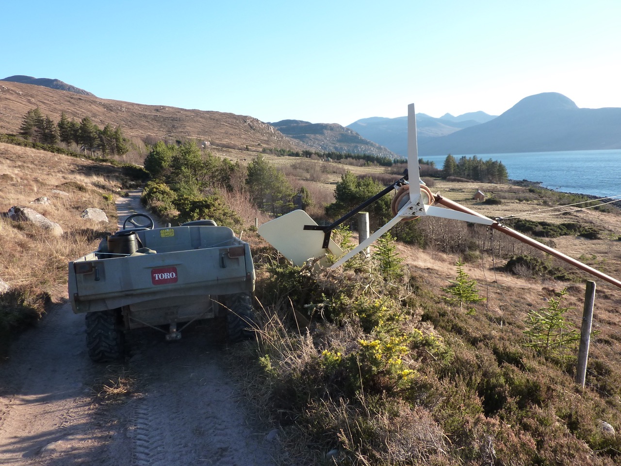Fixing a 2F turbine on Scoraig | Hugh Piggott's blog