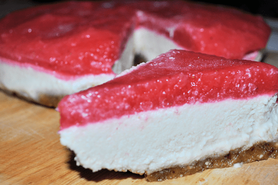 Raw Food Cheesecake – Suitable for Vegans | Scottish Mum